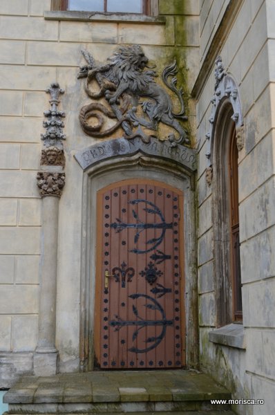 In vizita la Castelul Sturdza de la Miclauseni | Blog de evenimente si ...